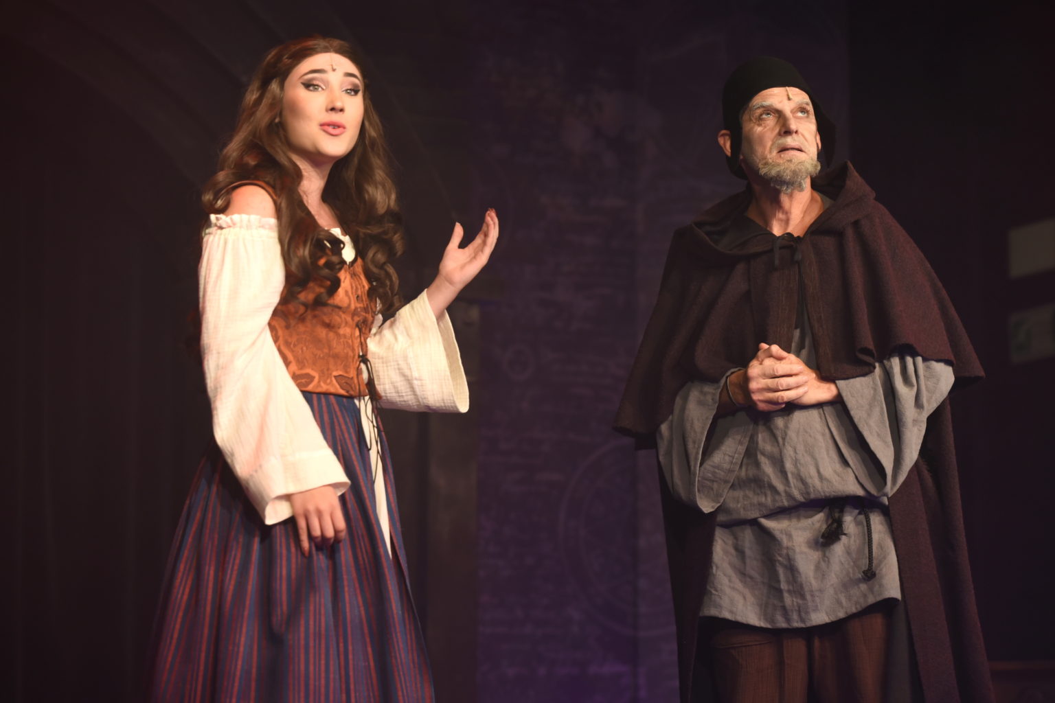 Muzikál Doktor Faust odtajnil kostýmy a jde do finále - musical-opereta